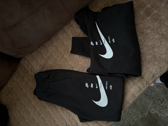 Original nike pro komplet trenerka