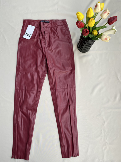 Zara pantalone