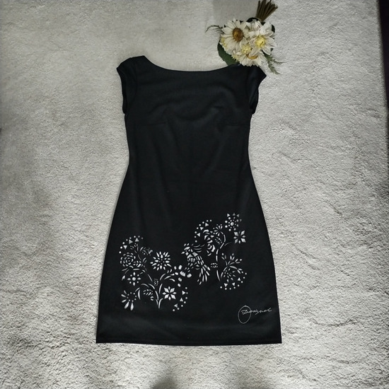 ♫ ♪ ♫ DESIGUAL crna haljina bez rukava