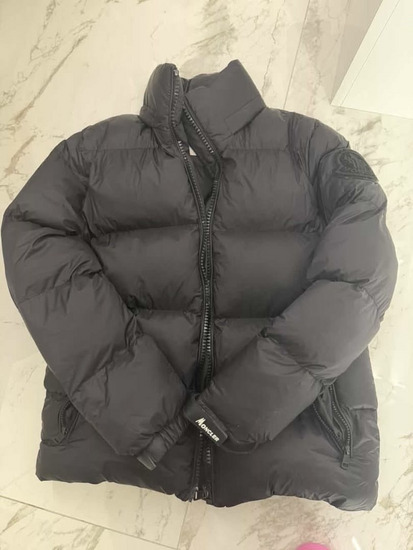 Moncler jakna