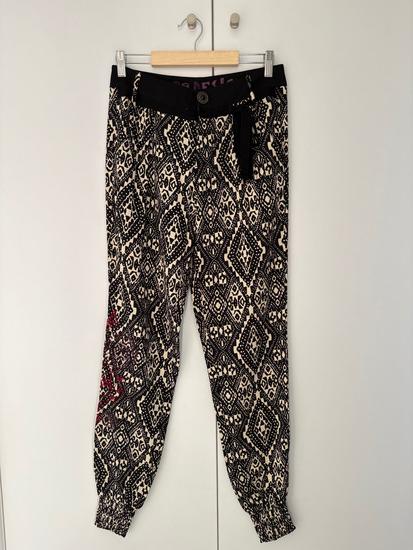 Desigual pantalone, NOVO