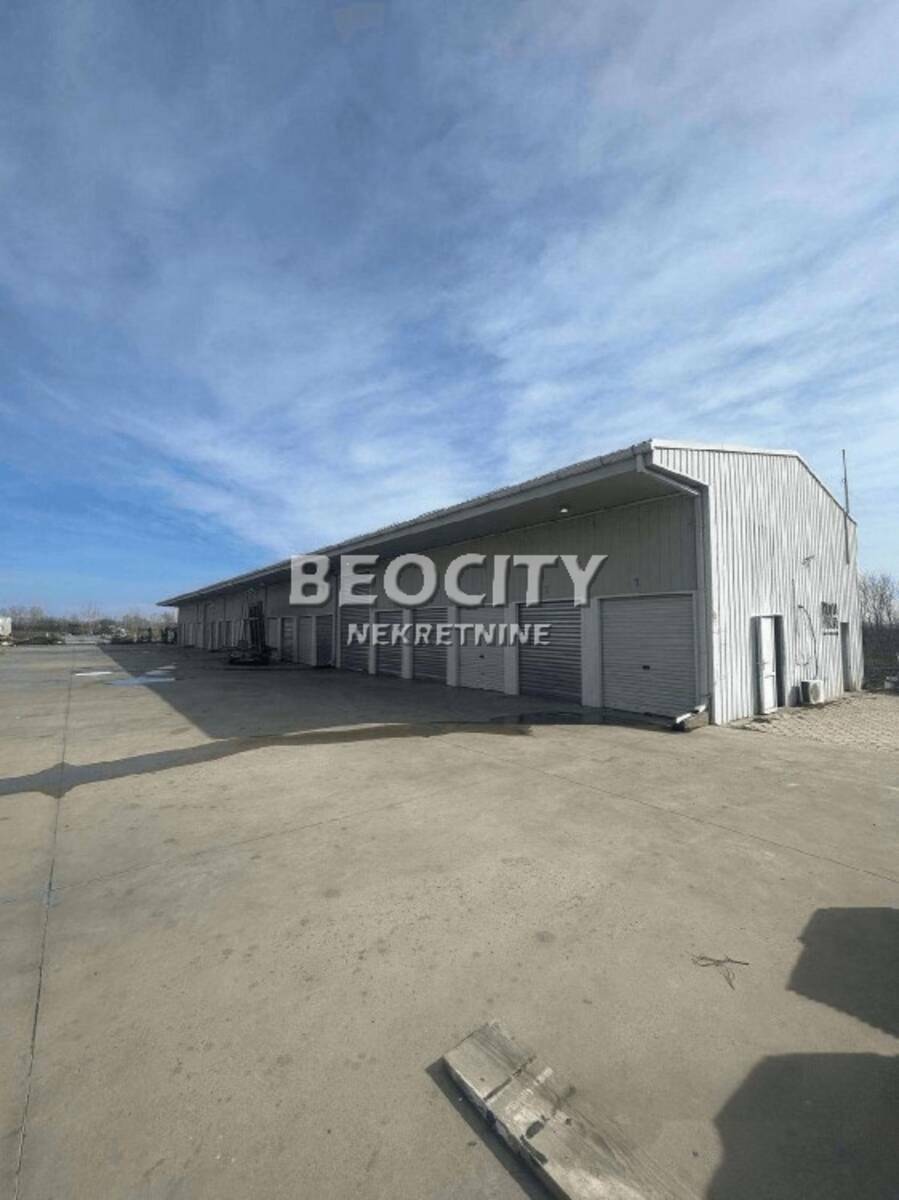 Poslovni prostor / Lokal, Novi Sad - Sajlovo | Izdavanje · 700m² · 3.500€