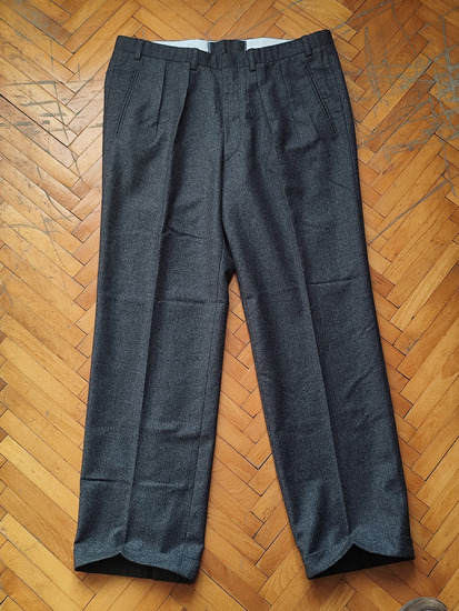 RETKO Prave vintage elegantne vunene pantalone