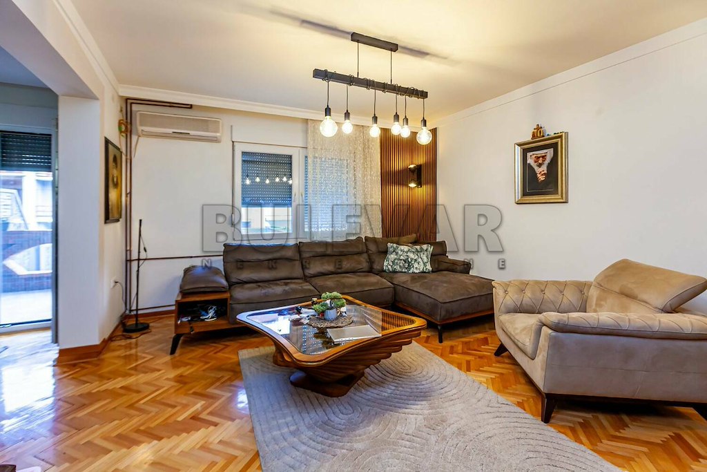Kuća, Niš - Bubanj | Prodaja · 244m² · 327.000€