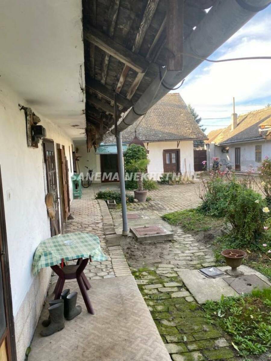 Kuća, Apatin | Prodaja · 333m² · 113.500€