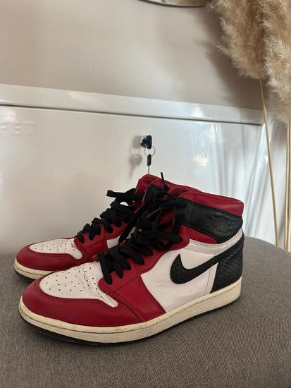 Nike Air Jordan 1 High OG – 43 – jedva nošene