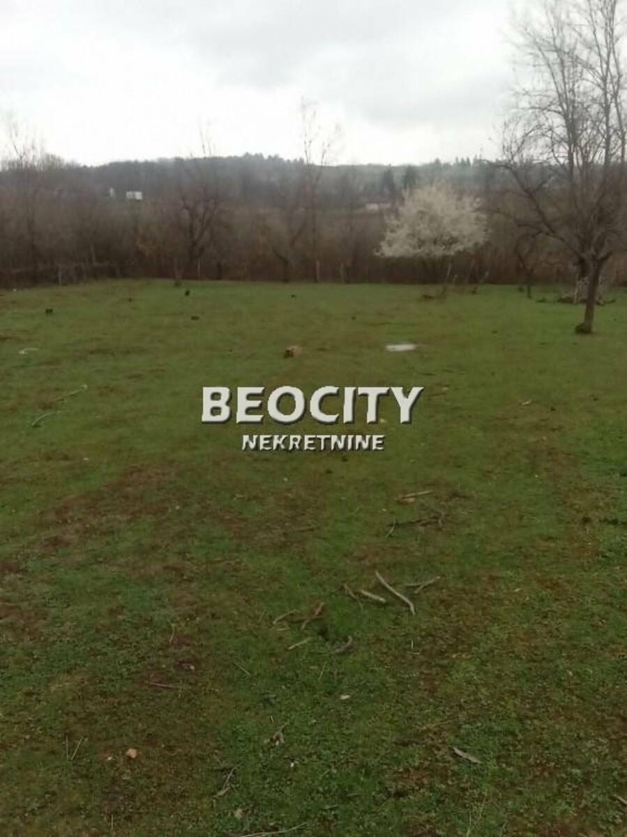 Plac, Beograd - Ralja | Prodaja · 2500m² · 43.000€