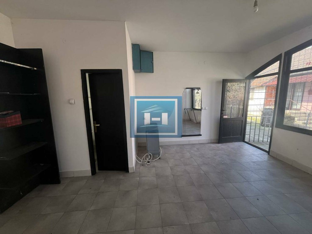 Poslovni prostor / Lokal, Jagodina | Prodaja · 24m² · 14.000€