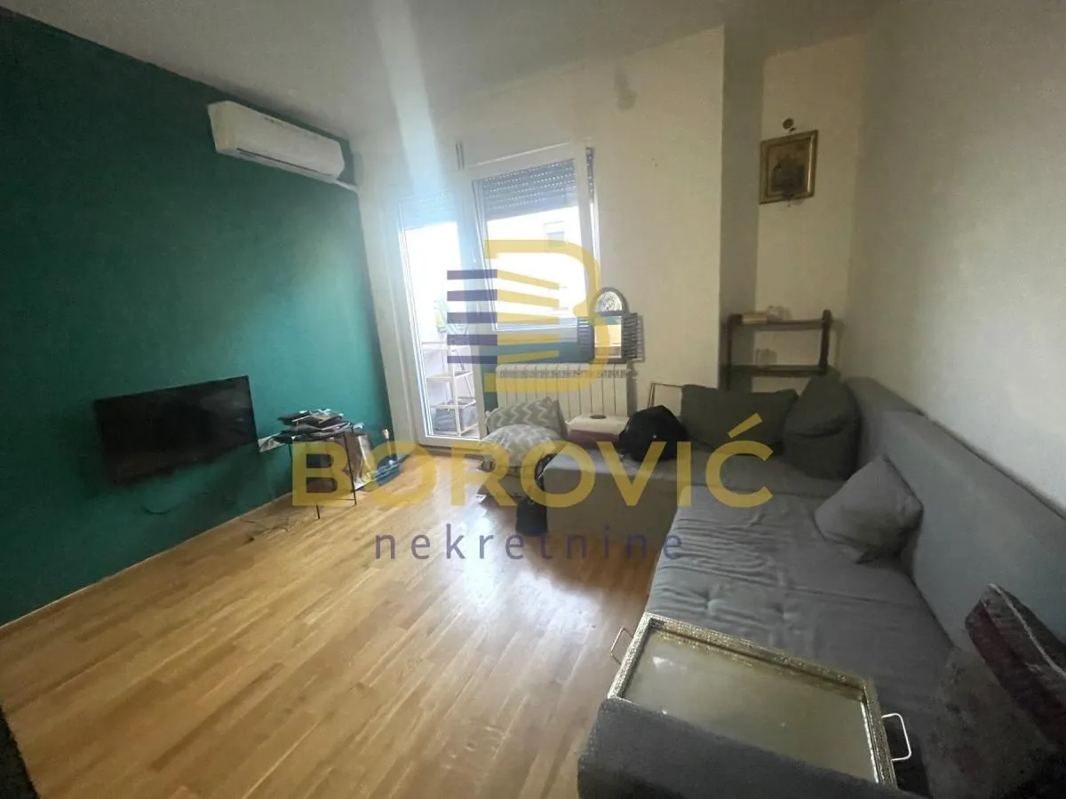 Izdavanje, jednosoban stan, 32m², Ledine, Beograd