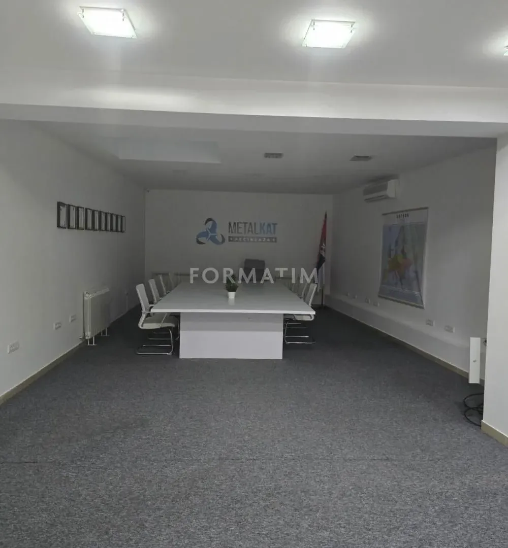 Izdavanje, poslovni prostor, 182m², Savski Venac, Beograd