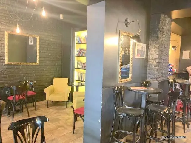 Izdavanje, poslovni prostor, 80m², Stari Grad, Beograd