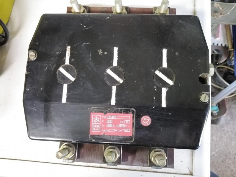 ISKRA teretna sklopka 400A