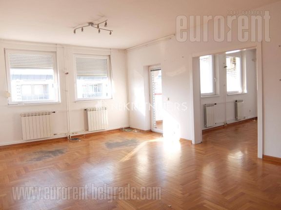 #18923, Izdavanje, P.P., BLOK 29, 1300 EUR