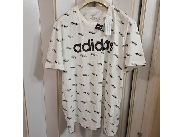 Adidas majica veličina 2XL - NOVO