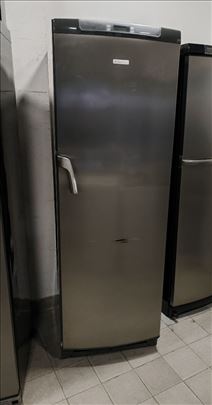 Frizider Electrolux 335litara GARANCIJA 12 meseci