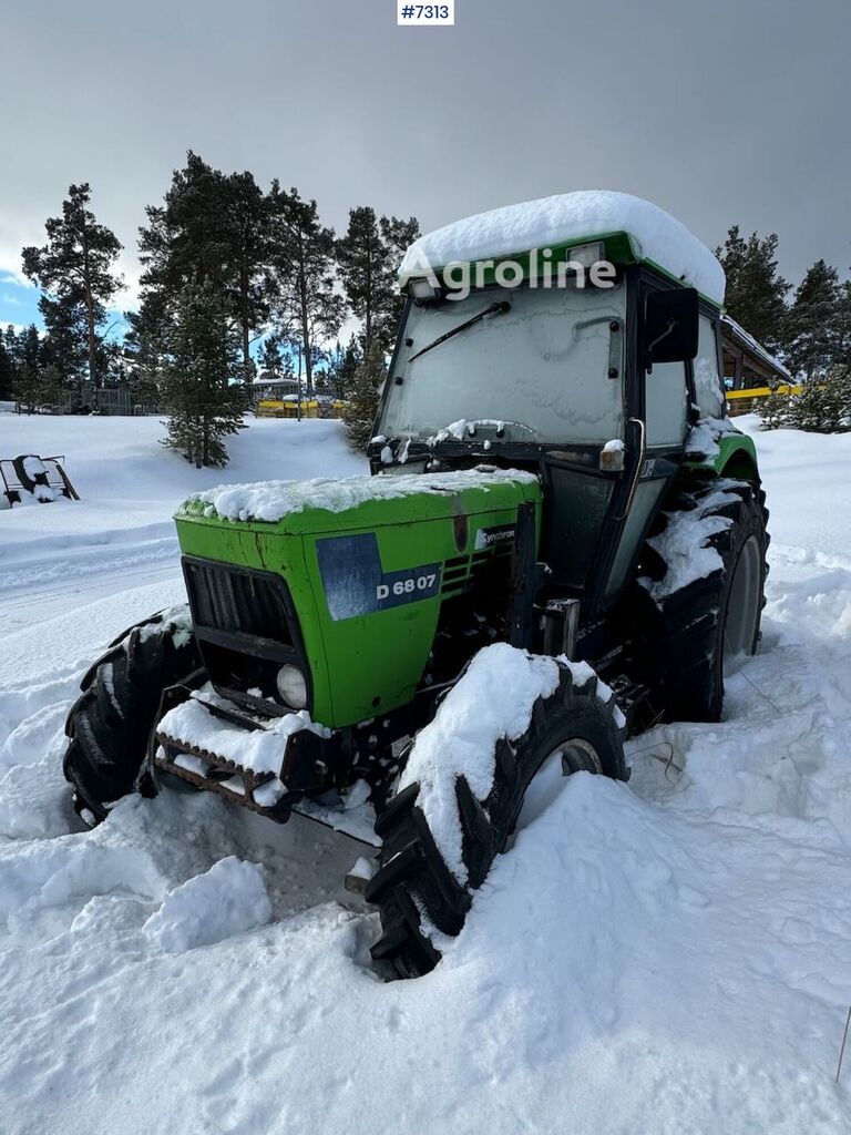 Deutz-Fahr D6807A 4x4 traktor točkaš