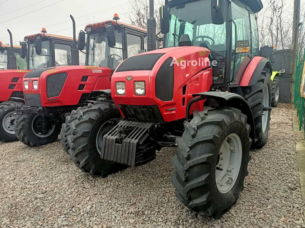 MTZ Belarus 1523 traktor točkaš