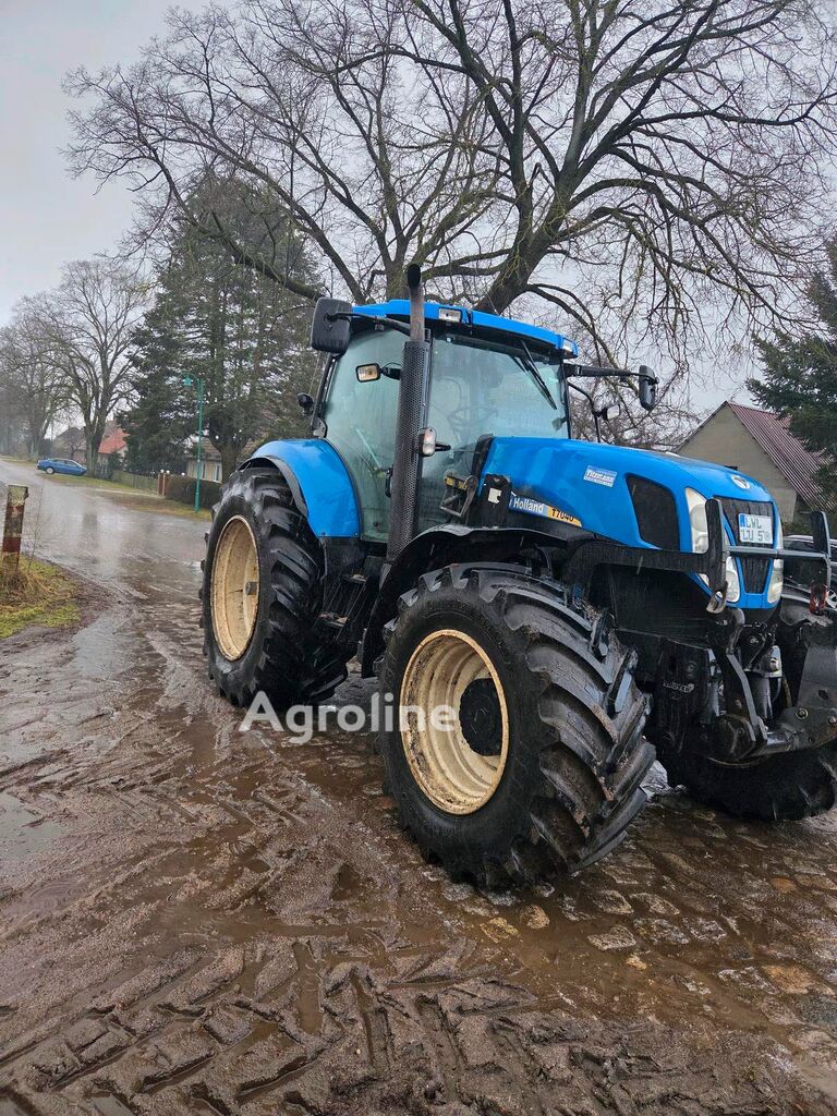 New Holland T7040 traktor točkaš