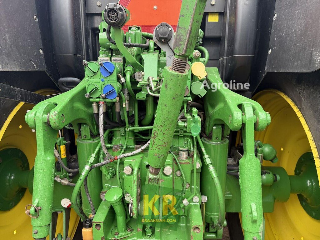 John Deere 6210R traktor točkaš