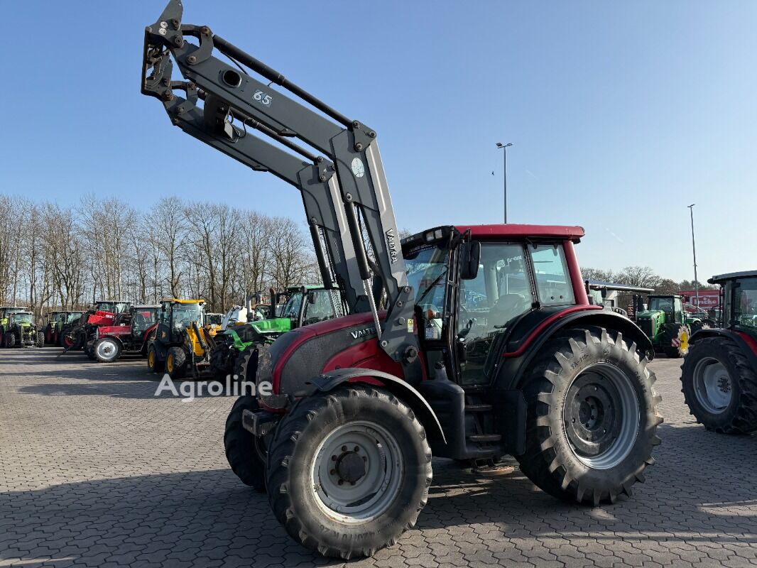 Valtra N101 traktor točkaš