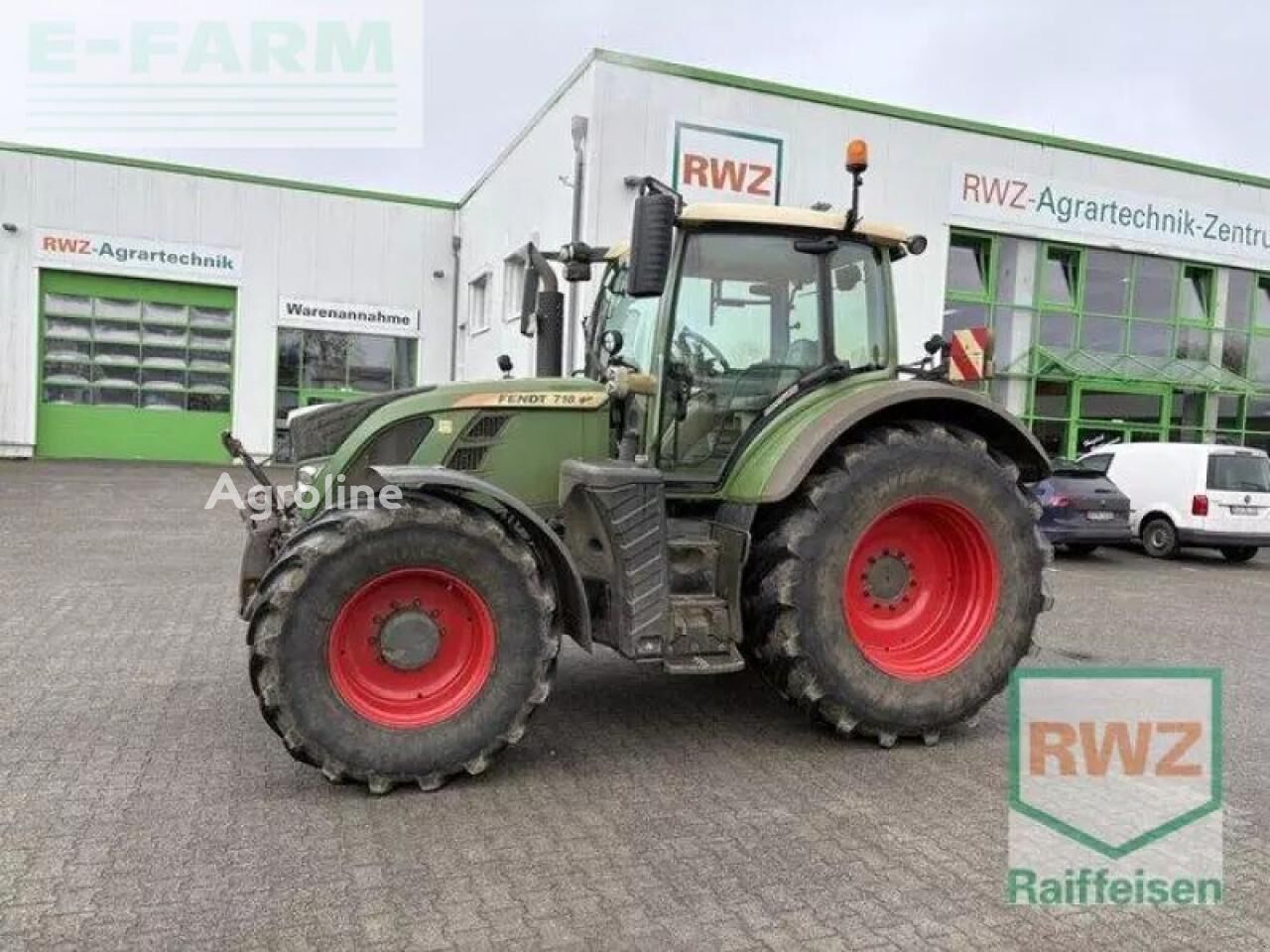 Fendt 718 Profi Plus traktor točkaš