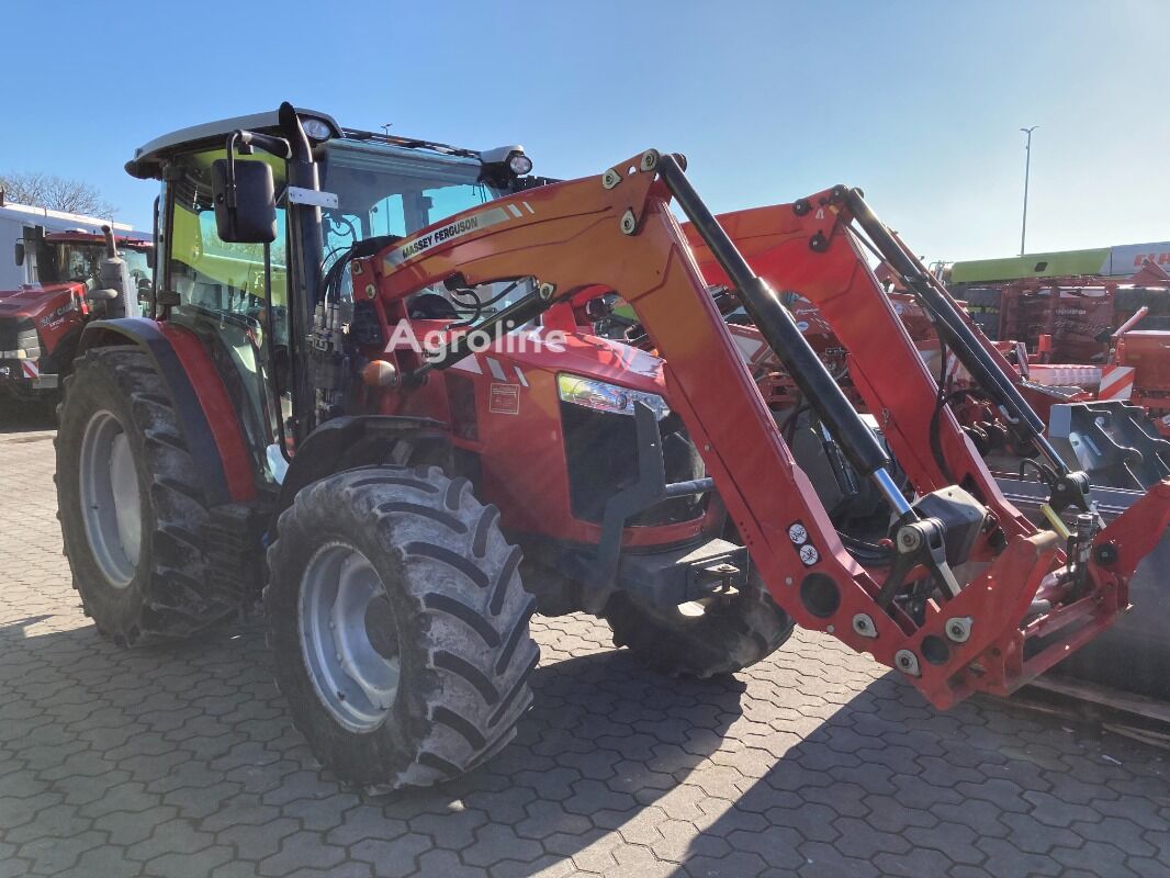 Massey Ferguson 4708 traktor točkaš