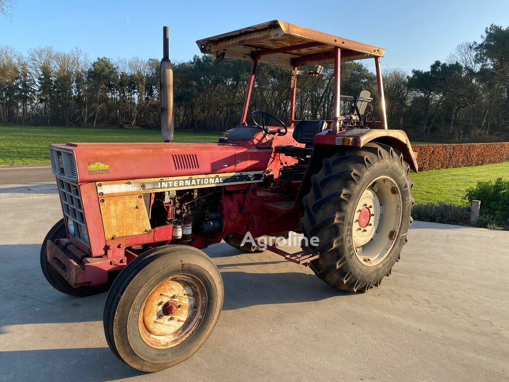 Case IH 644 traktor točkaš
