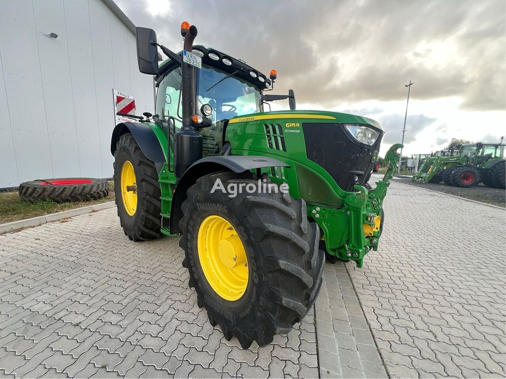 John Deere 6215 R traktor točkaš
