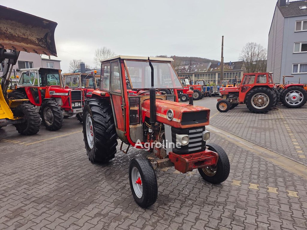 Massey Ferguson 168 traktor točkaš