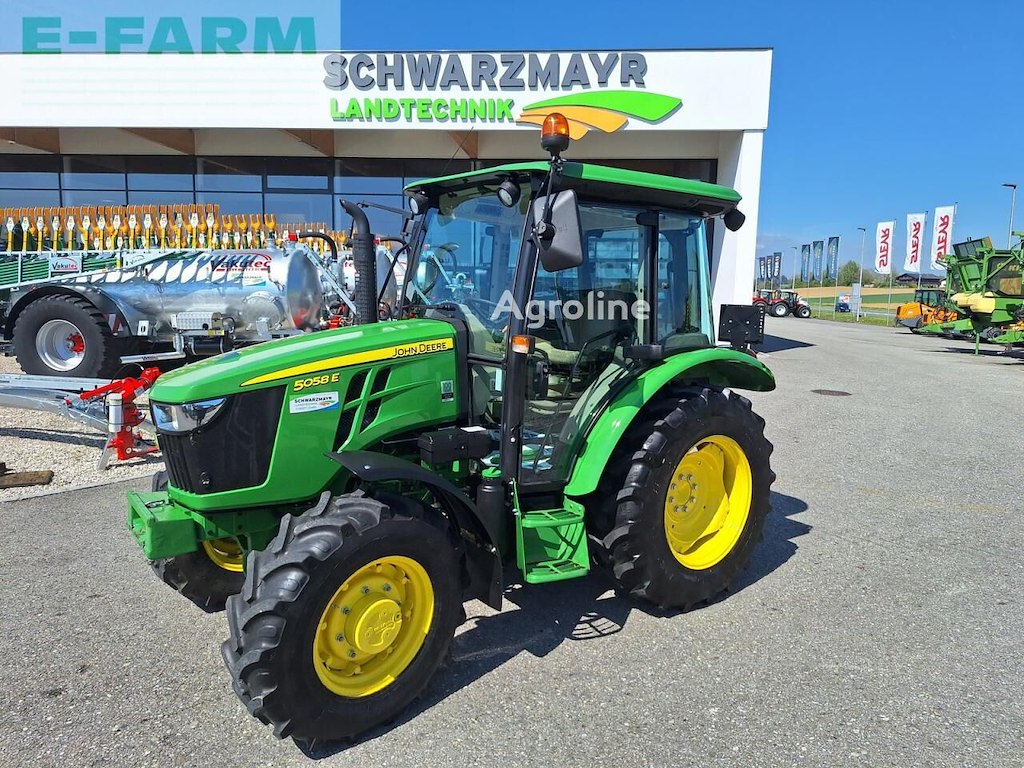 John Deere 5058e traktor točkaš