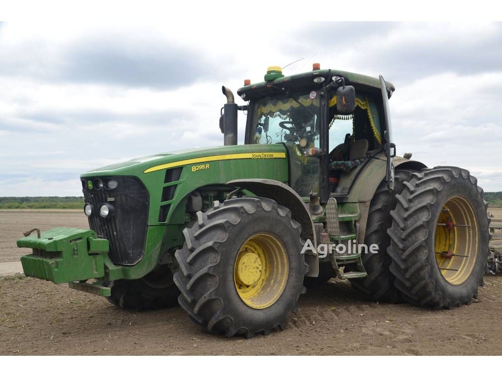 John Deere 8295R traktor točkaš
