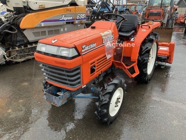 Kubota TRACTOR(Kubota) mototraktor