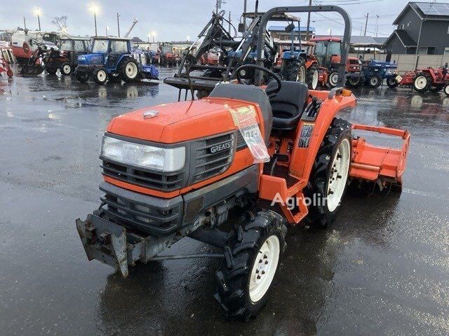 Kubota TRACTOR(Kubota) mototraktor