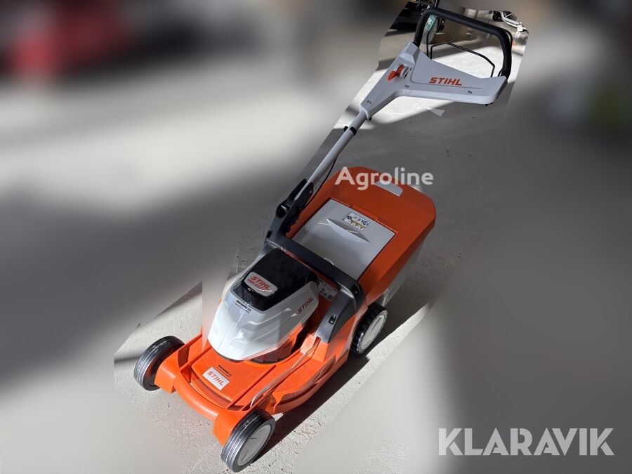 Prodaje se Stihl RMA 443 PV traktor kosilica na aukciji
