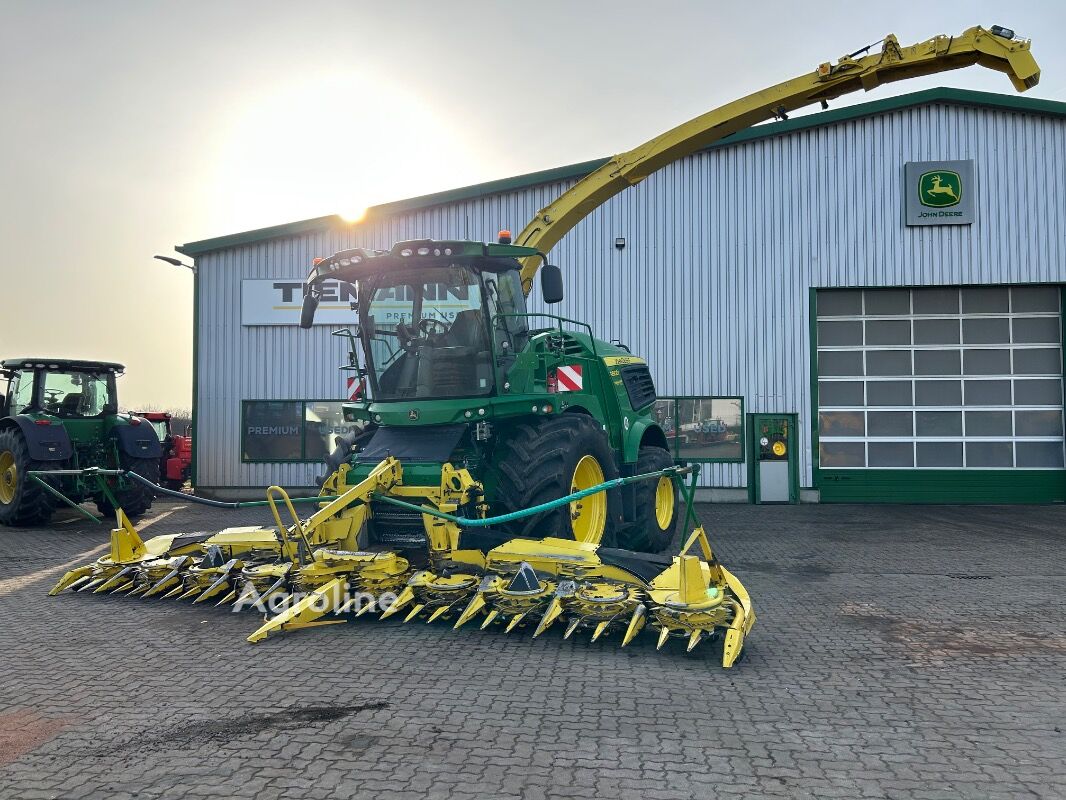 John Deere 9900 mit Kemper 375 krmni kombajn