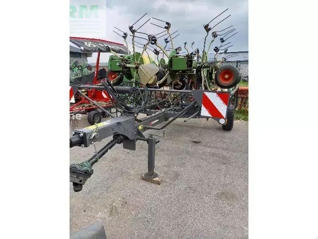 Fendt twister 13010 t prevrtač sena