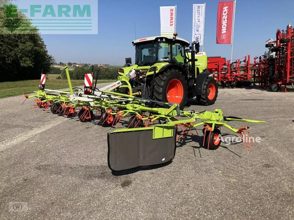 Claas volto 900 prevrtač sena