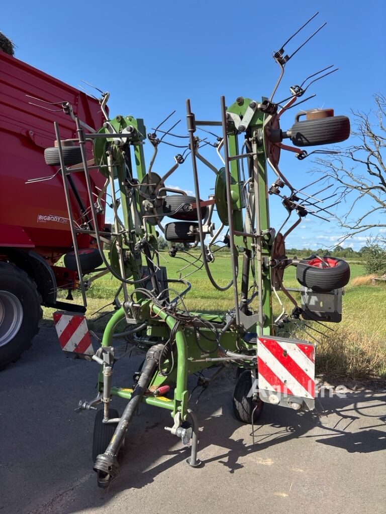 Fendt Twister 8608 prevrtač sena