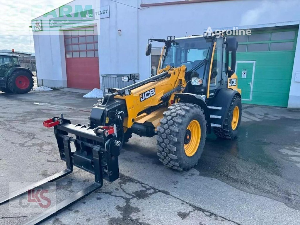 JCB tm 320 tele-radlader poljoprivredni utovarivač