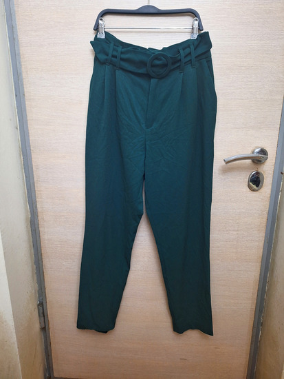 Zara pantalone sa kaisem