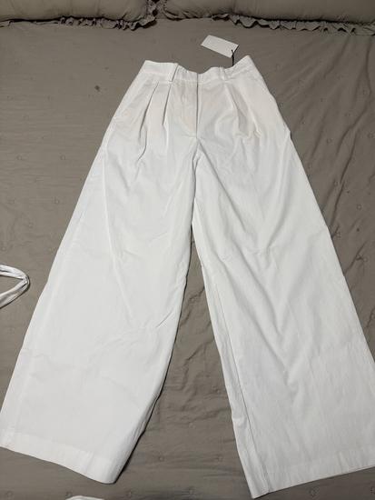 Zara pantalone sirokih nogavica M velicina