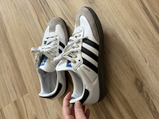 Adidas br 39 1/3