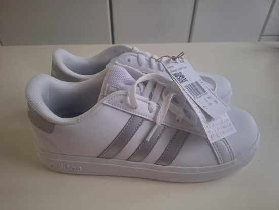 Adidas patike