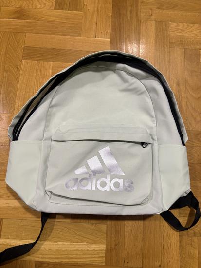 Adidas ranac nov