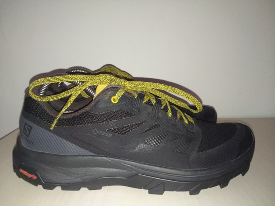Patike Salomon Goretex broj 41,5 gaziste 26 cm
