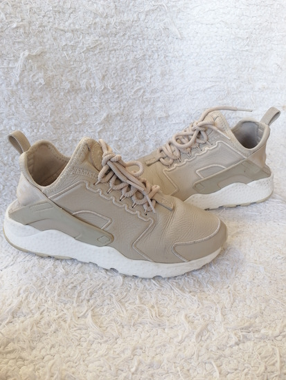 Nike W Air Huarache Run Ultra- koza, rezz