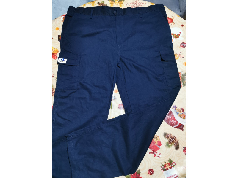 20. ADIDAS KAO NOVE PANTALONE vel oko 2XL-3XL