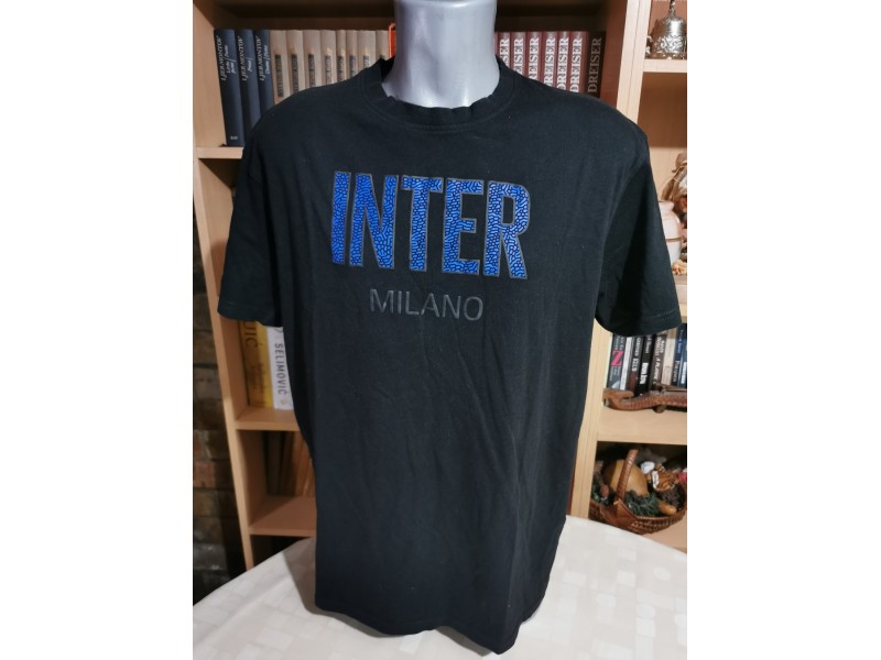15. INTER Milano PAMUCNA MAJICA vel L,XL