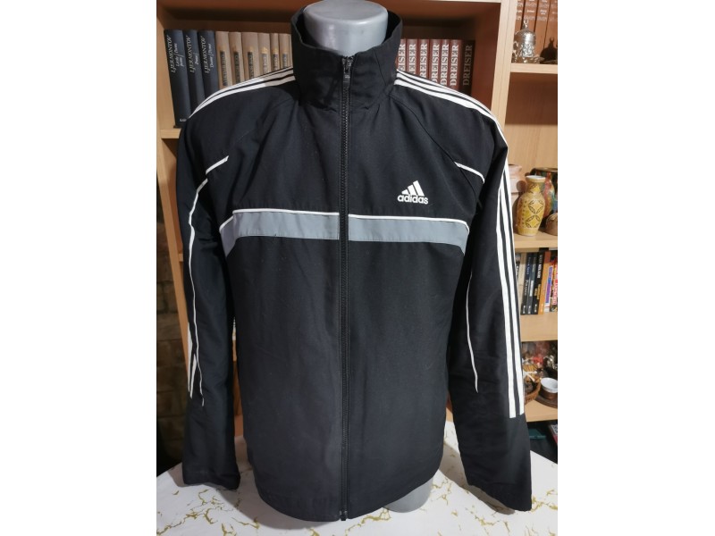 33. ADIDAS POSTAVLJENA EKSTRA TRENERKA vel S