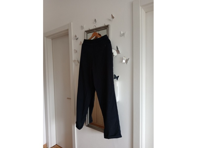 Teget pantalone XL-44 predivne